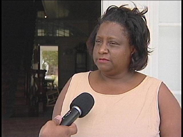 Free full moon concert for Mister Peters at Gracie Rock | News 5 Belize ...